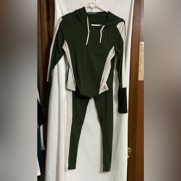 Aq Sport | Pants & Jumpsuits | Aqsport Hunter Green Track Suit Active ...